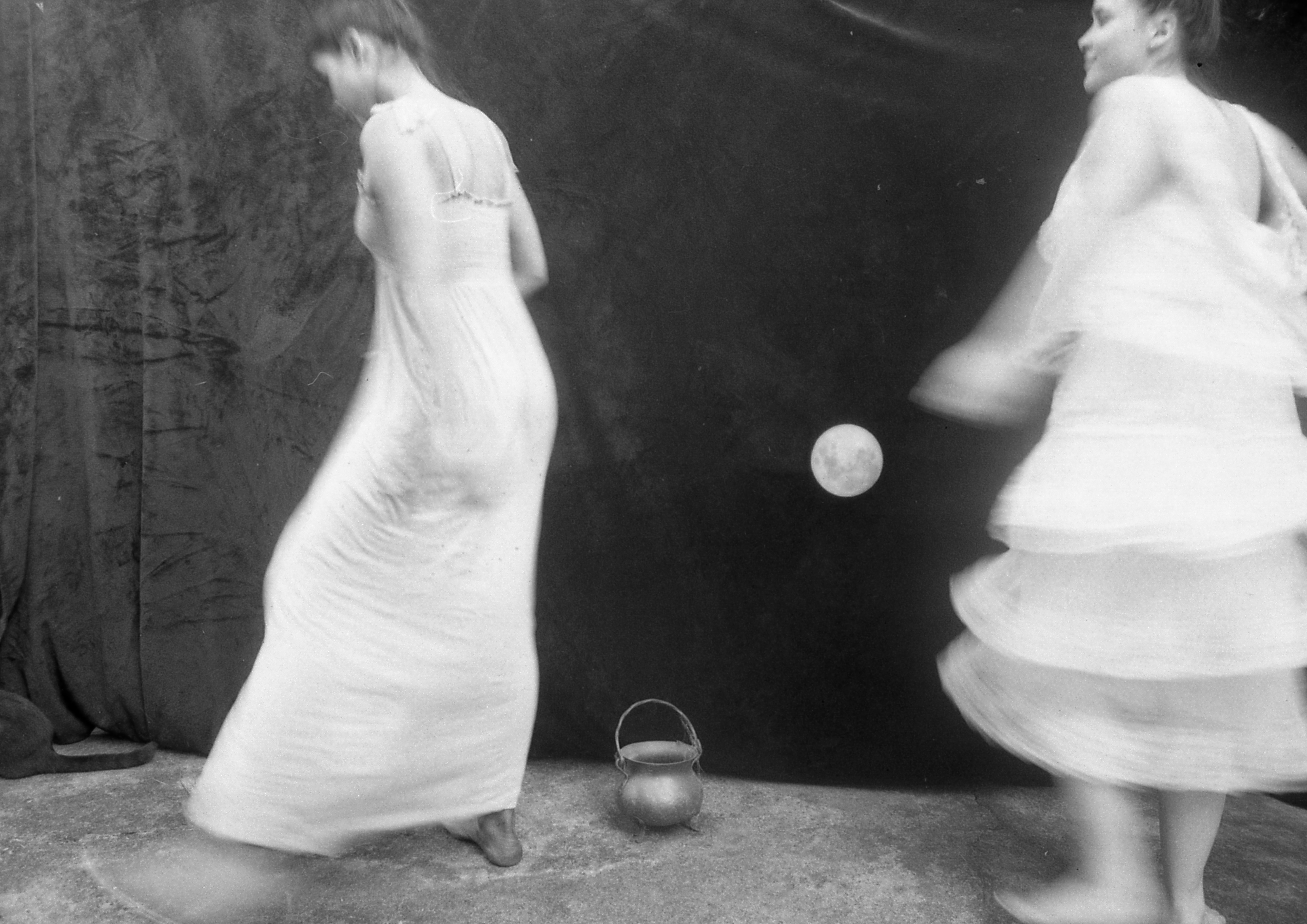 Favourite Black and White Film Photos 2022. – Zoé Haynes-Smith Photography